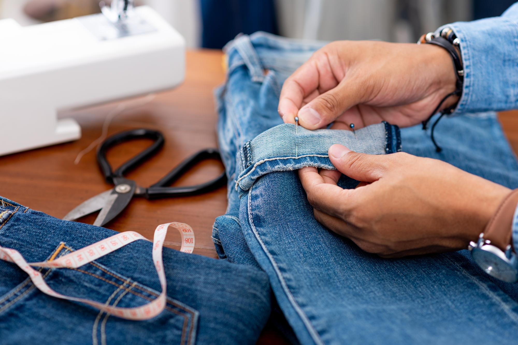 How to Hem Jeans Without Ruining Them – Step-by-Step Guide